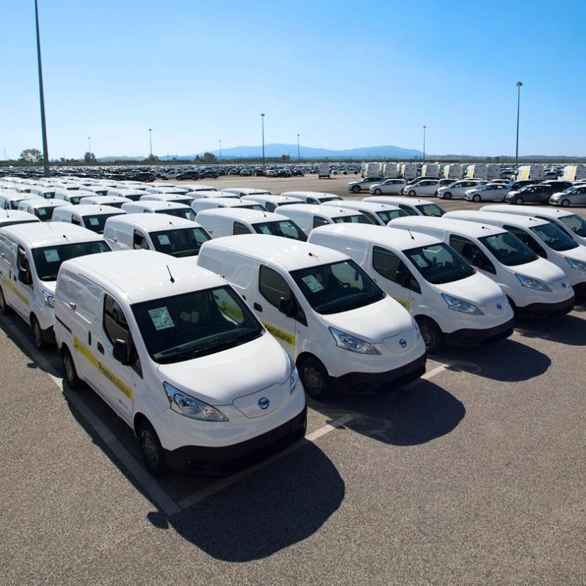 Nissan e Poste Italiane: una grande flotta di commerciali 100% ...